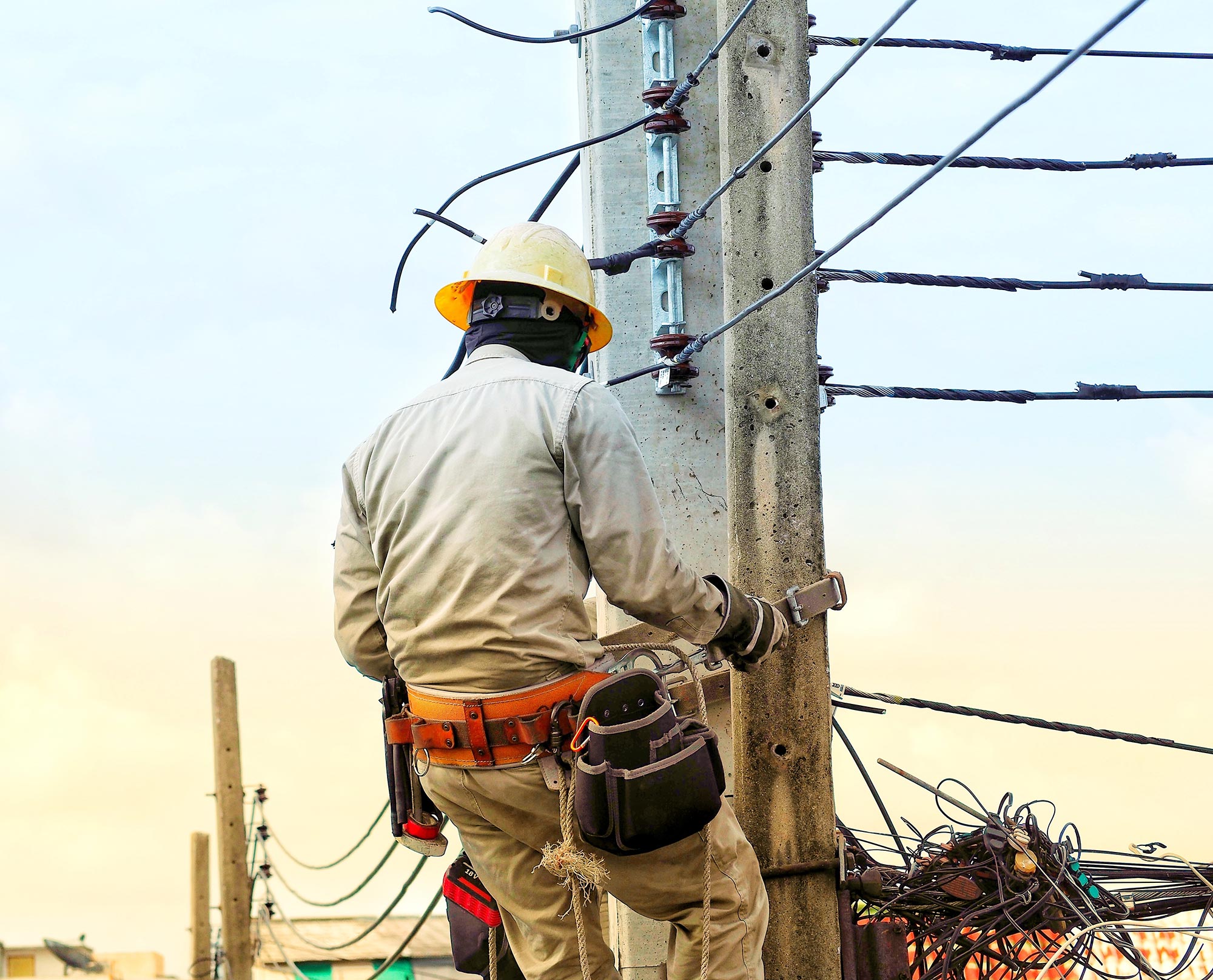 Low Voltage Rescue (LVR) and CPR Training - Sydney - Sydney Safety Training